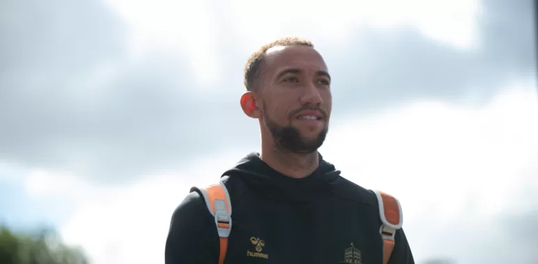 Dan Bowry receives international call-up